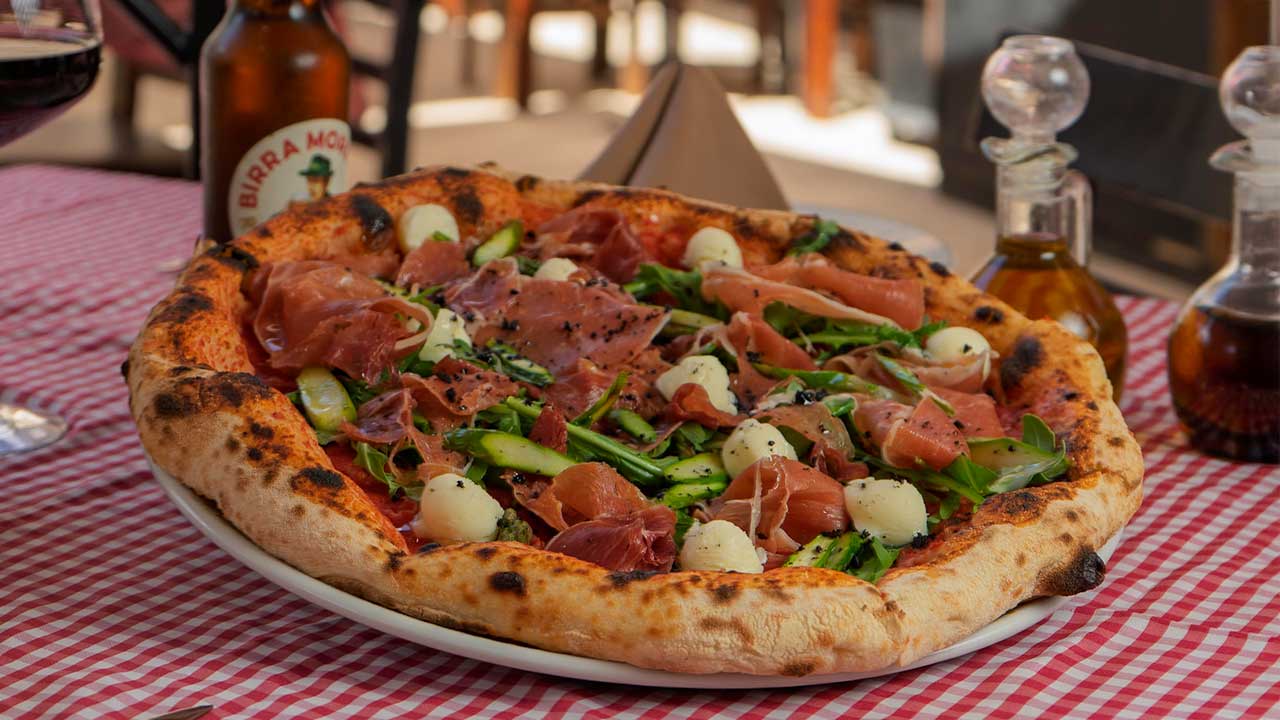 Staglio: Tradición italiana y pizza reconocida a nivel mundial