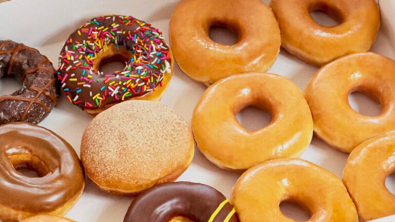 Promoción de donas Krispy Kreme por Día de la Felicidad: ¡gratis!