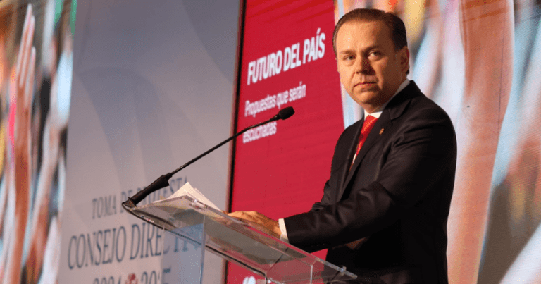Javier Arroyo, presidente de Cámara de Comercio Guadalajara, reflexiona ...