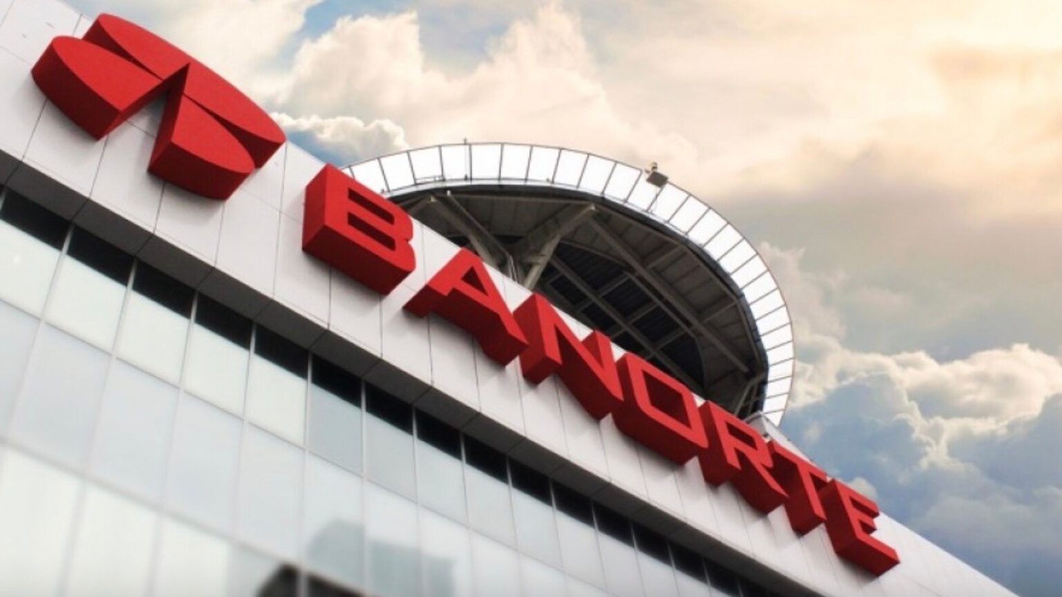 Banorte expande su capacidad para recibir dinero y gestionar remesas